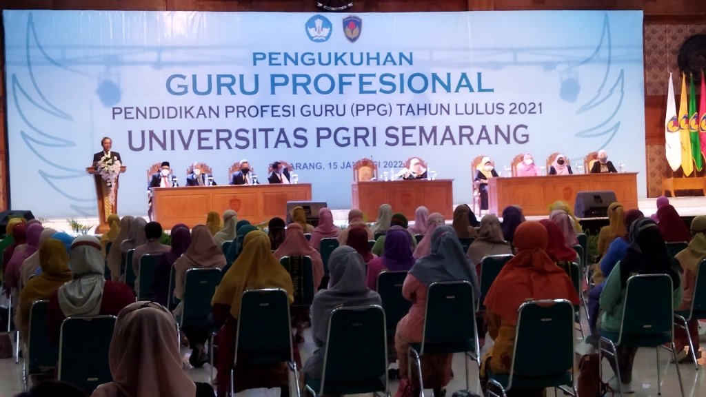 Tahun 2021 UPGRIS Meluluskan 1.316 Guru Profesional - UpRadio