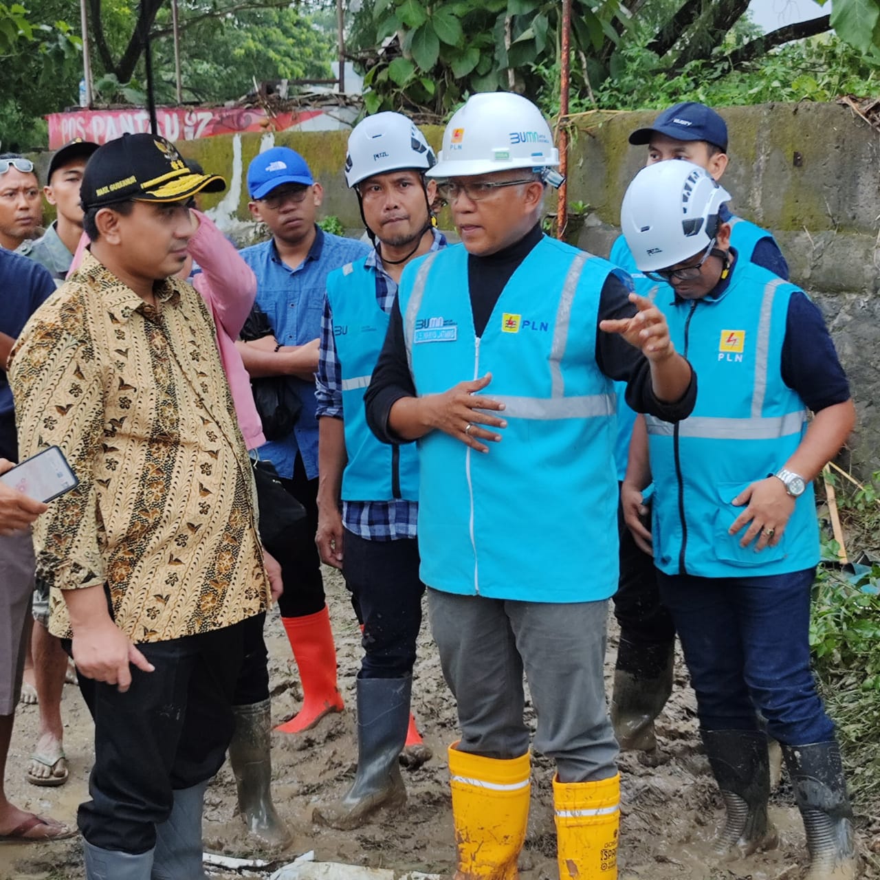 Atasi Banjir, PLN Manfaatkan Sisa Pembakaran Batubara PLTU untuk Bangun Tanggul - UpRadio
